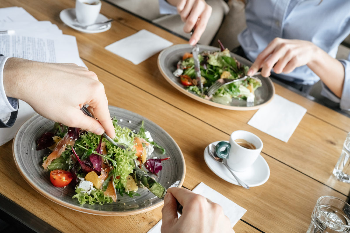 Hacks for Eating Out While Watching Your Waistline - Living Safer Magazine